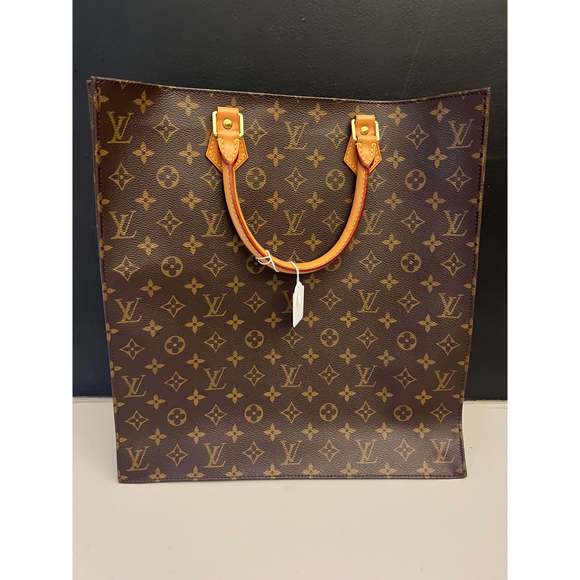 Louis Vuitton | Bags | Louis Vuitton Lv Monogram Sac Plat Sku 638 ...